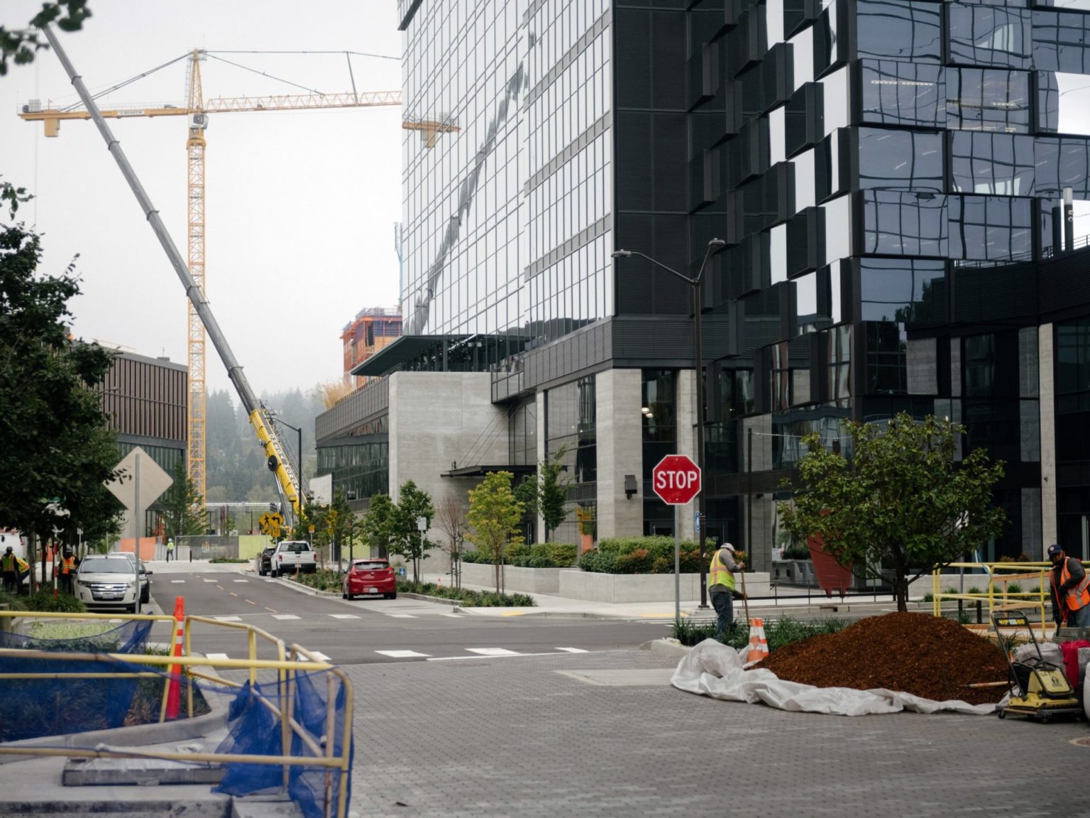 As Big Tech grows in the pandemic, Seattle area grows with it - KG ...